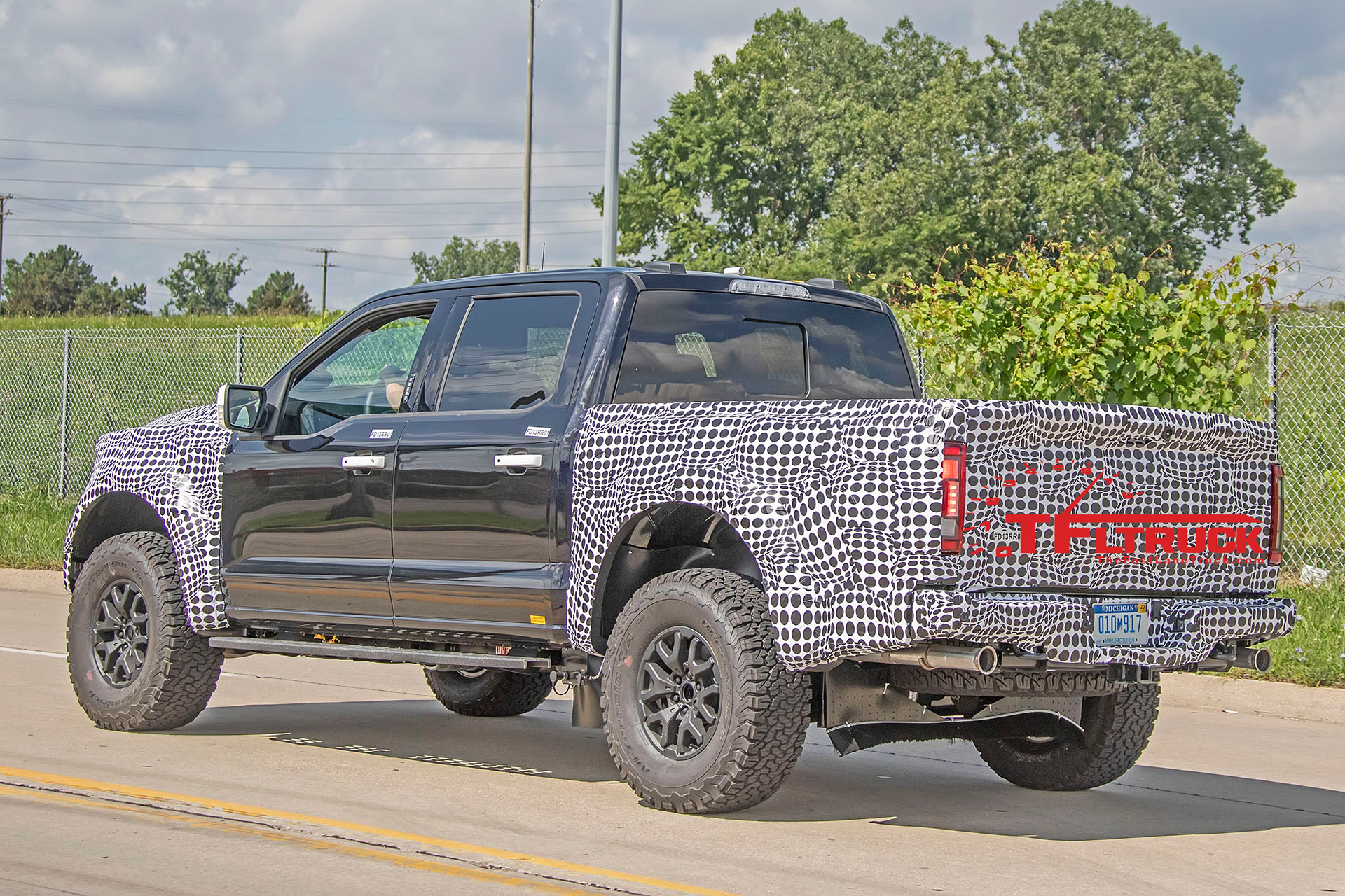 Spied: New 2021 Ford F-150 Raptor Spy Shots Reveal Design And ...